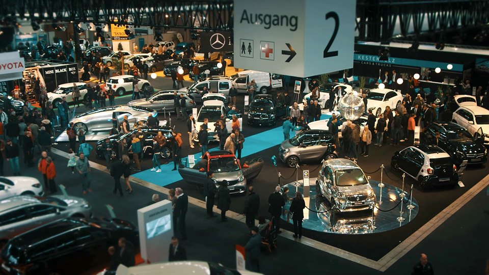 AUTOMOBILMesse Freiburg: Glänzender Lack, blitzendes Chrom | chilli ...