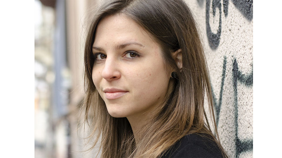 „Die Dominanz schreckt ab“: Musikerin Debbie Ela plant Frauenfestival ...